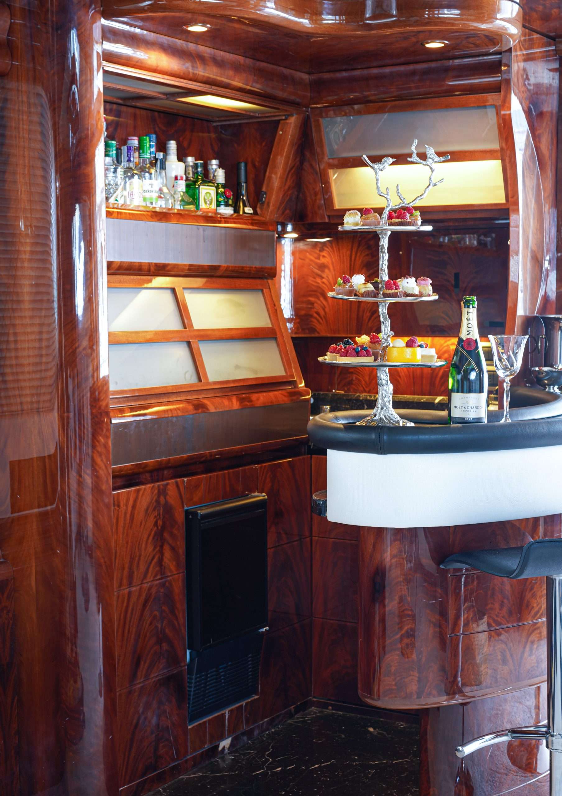 Malex Gallery - Yacht in Style